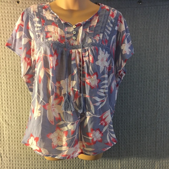 Como Blu | Tops | Como Blu Sheer Top | Poshmark